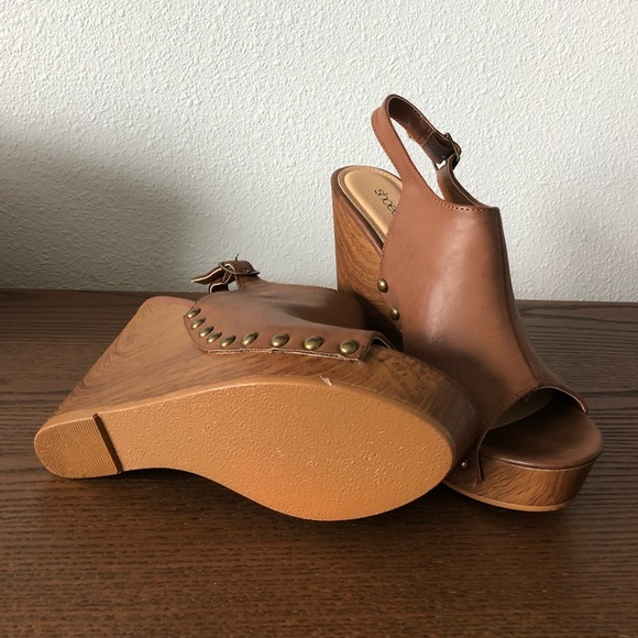 Shoe Dazzle | Shoes | Platform Wedge Clogs | Poshmark